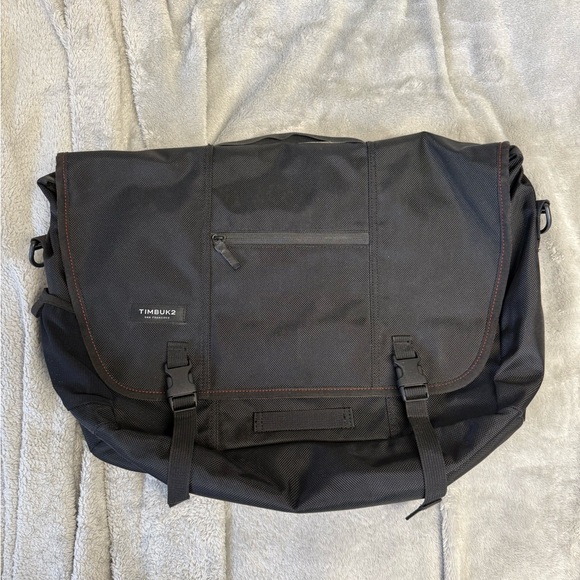 Timbuk2 | Bags | Timbuk2 Black Messenger Bag | Poshmark